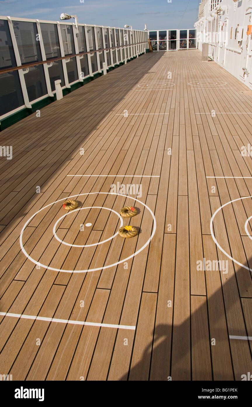 Deck quoits area, cruise ship Stock Photo - Alamy