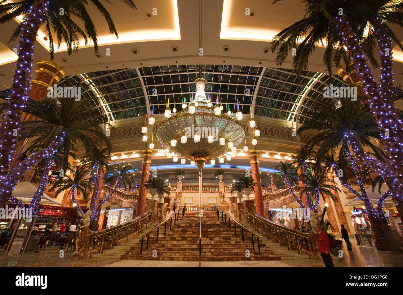 Trafford centre shopping mall hi-res stock photography and images - Alamy