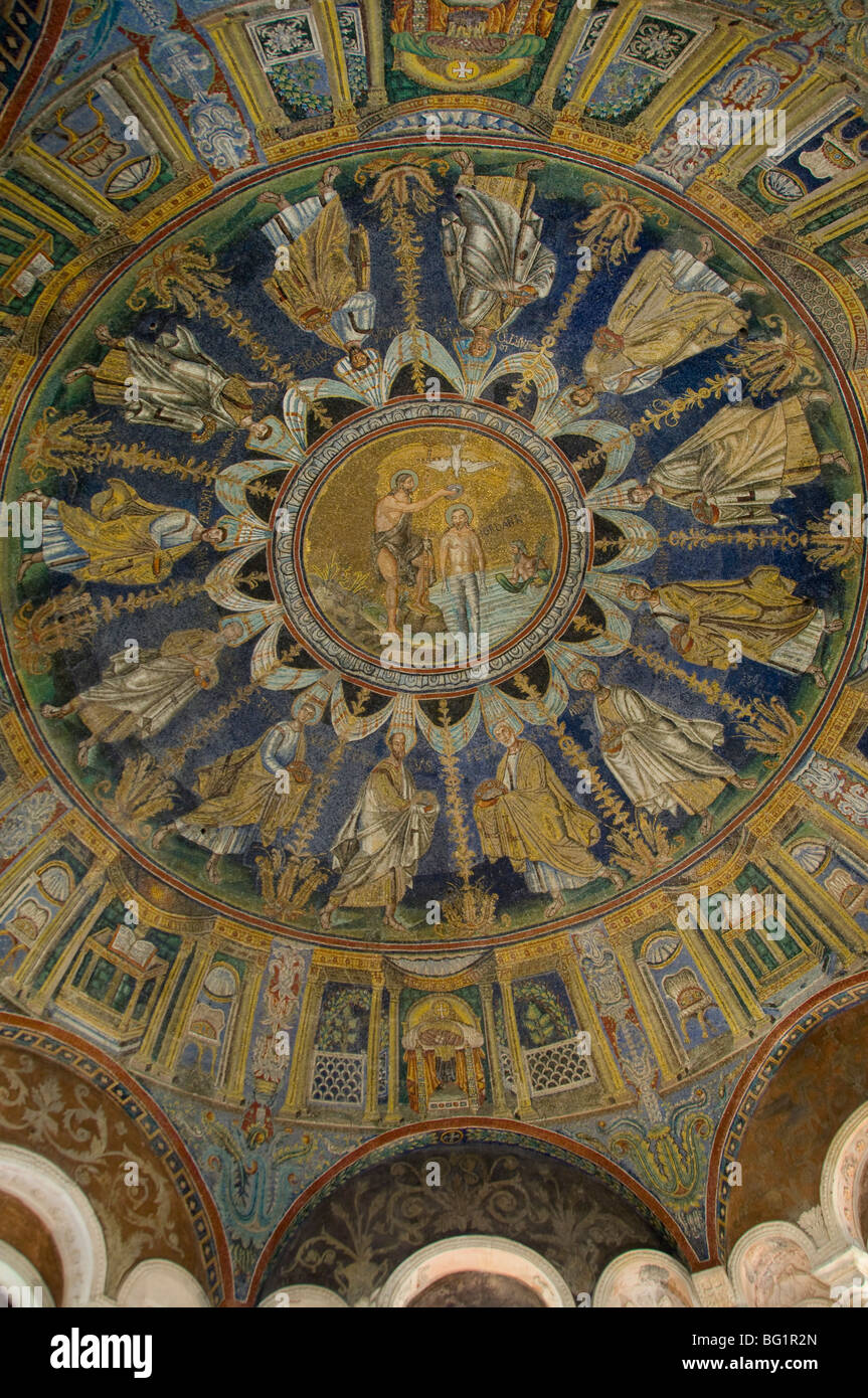 The mosaic ceiling of the 5th century Battistero Neoniano, UNESCO World ...