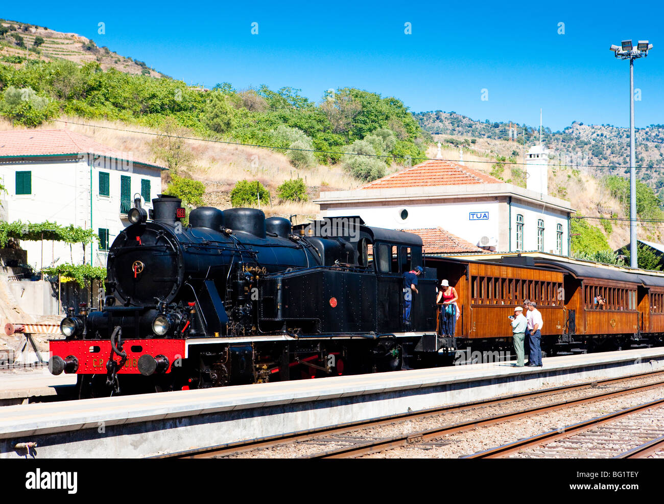 Douro valley railway steam hi-res stock photography and images - Alamy