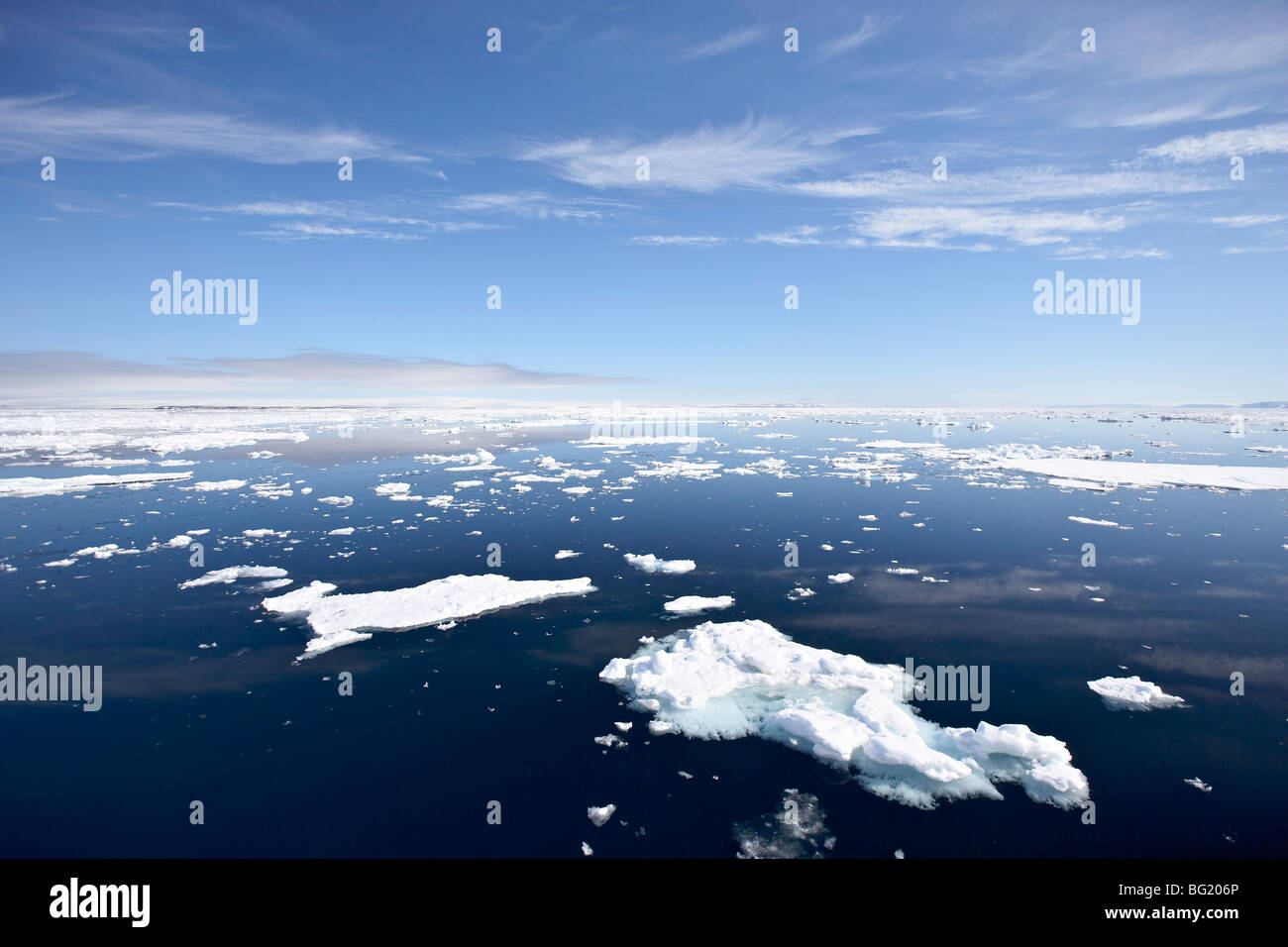 Icebergs and blue water, Svalbard Islands, Arctic, Norway, Europe Stock ...