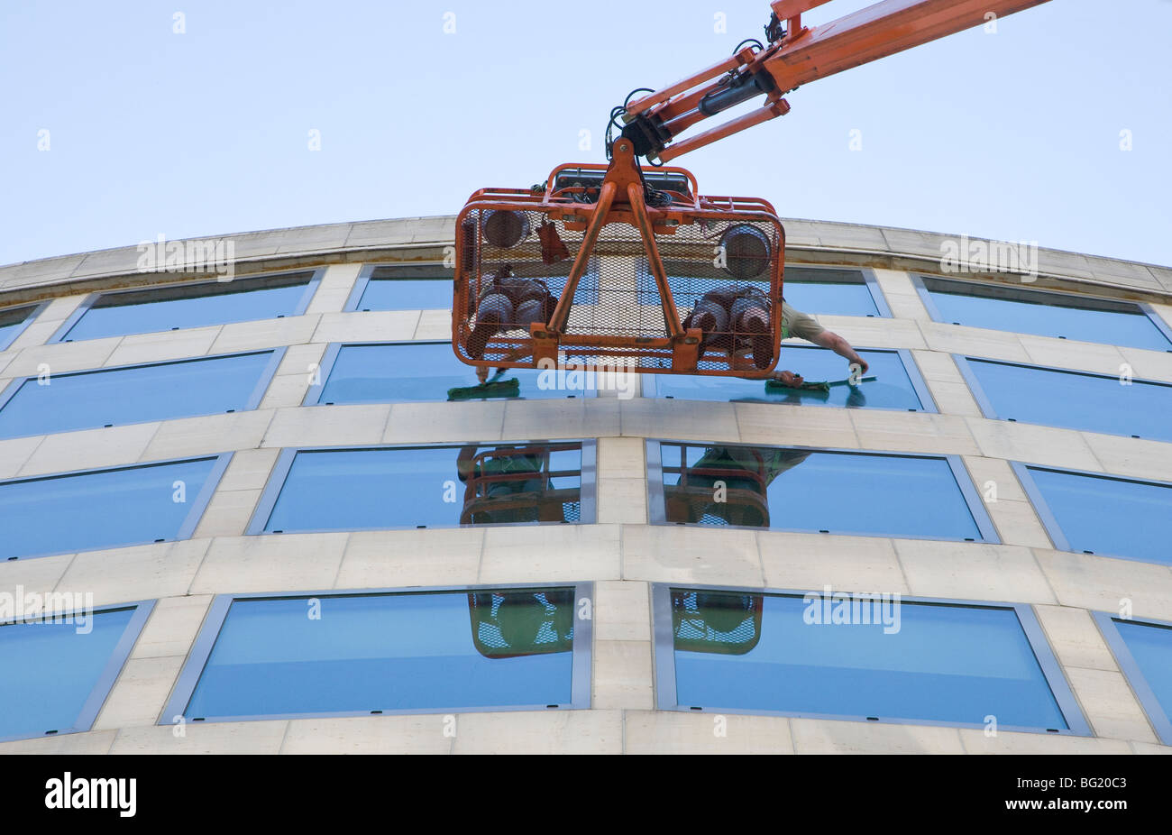 Cleaning windows cherry picker hi-res stock photography and images - Alamy