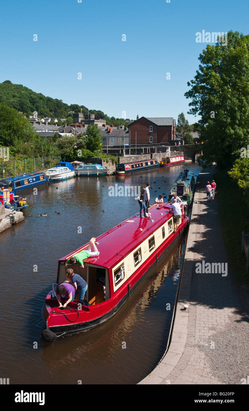 Brecon beacons canal boat hi-res stock photography and images - Alamy