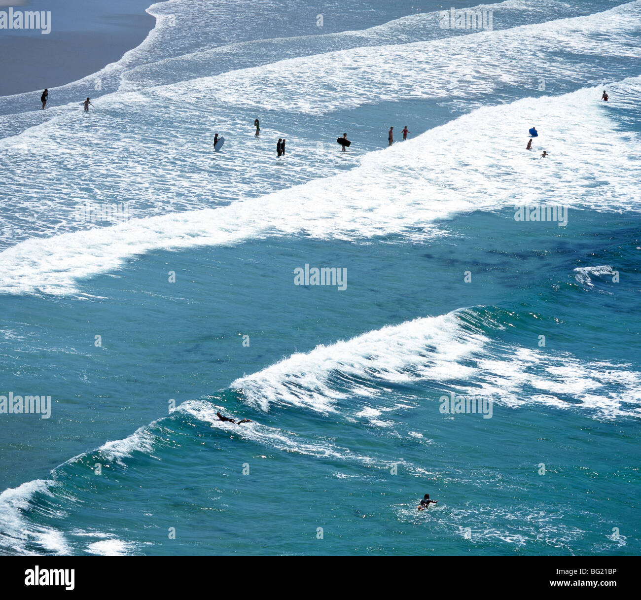 Wogen, Wind, Wellen und Sonnenschein Stock Photo - Alamy