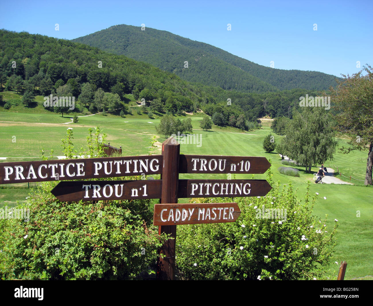 direction signs on golf course Stock Photo - Alamy