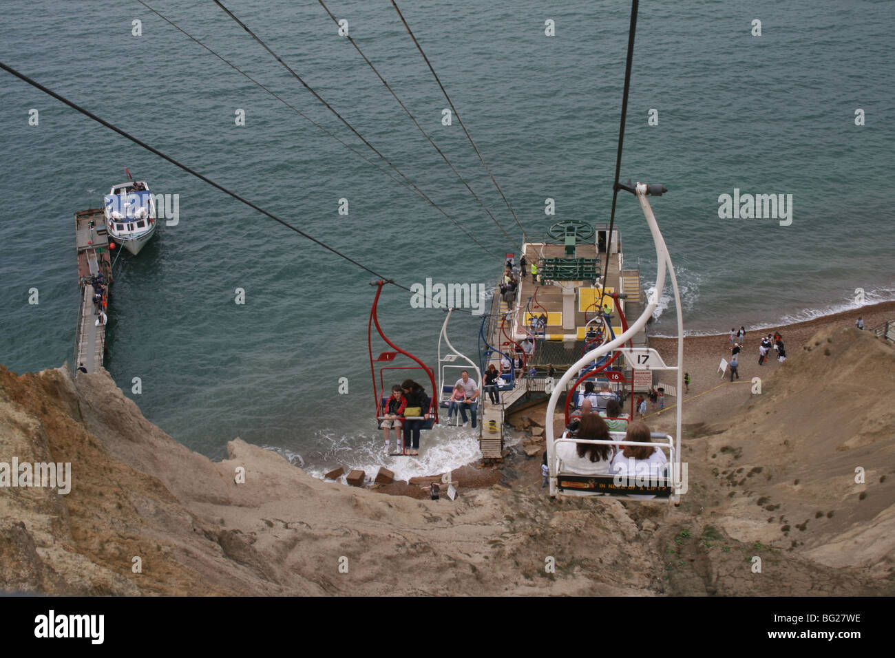 Cable car ride down to Alum Bay on the Isle of Wight Stock Photo - Alamy