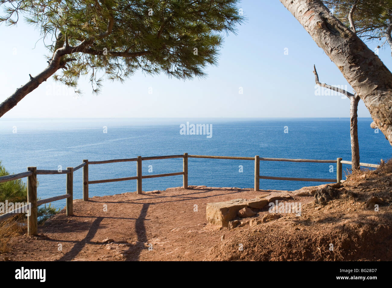 Edge sea hi-res stock photography and images - Alamy