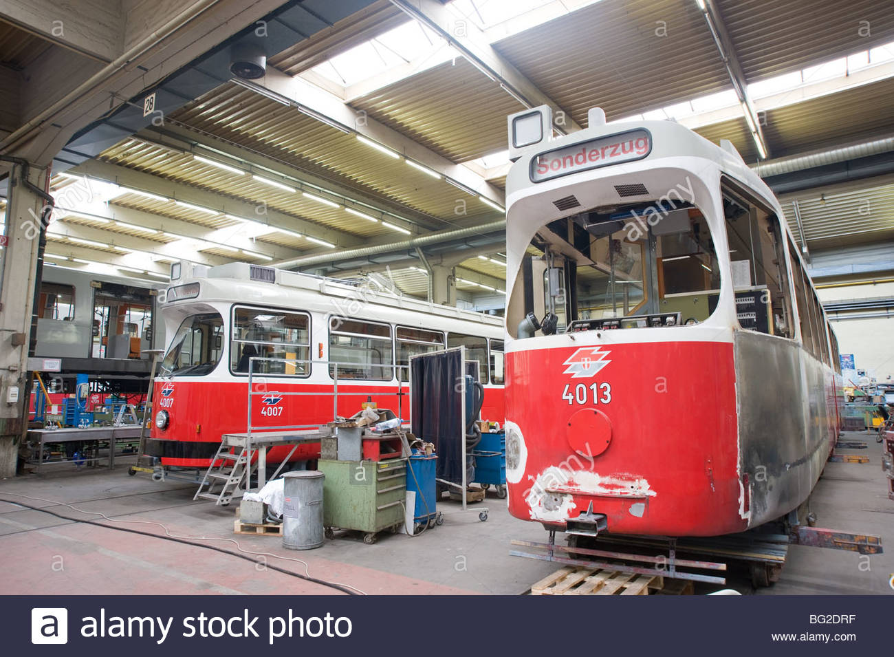 Wiener Linien Stock Photos & Wiener Linien Stock Images - Alamy