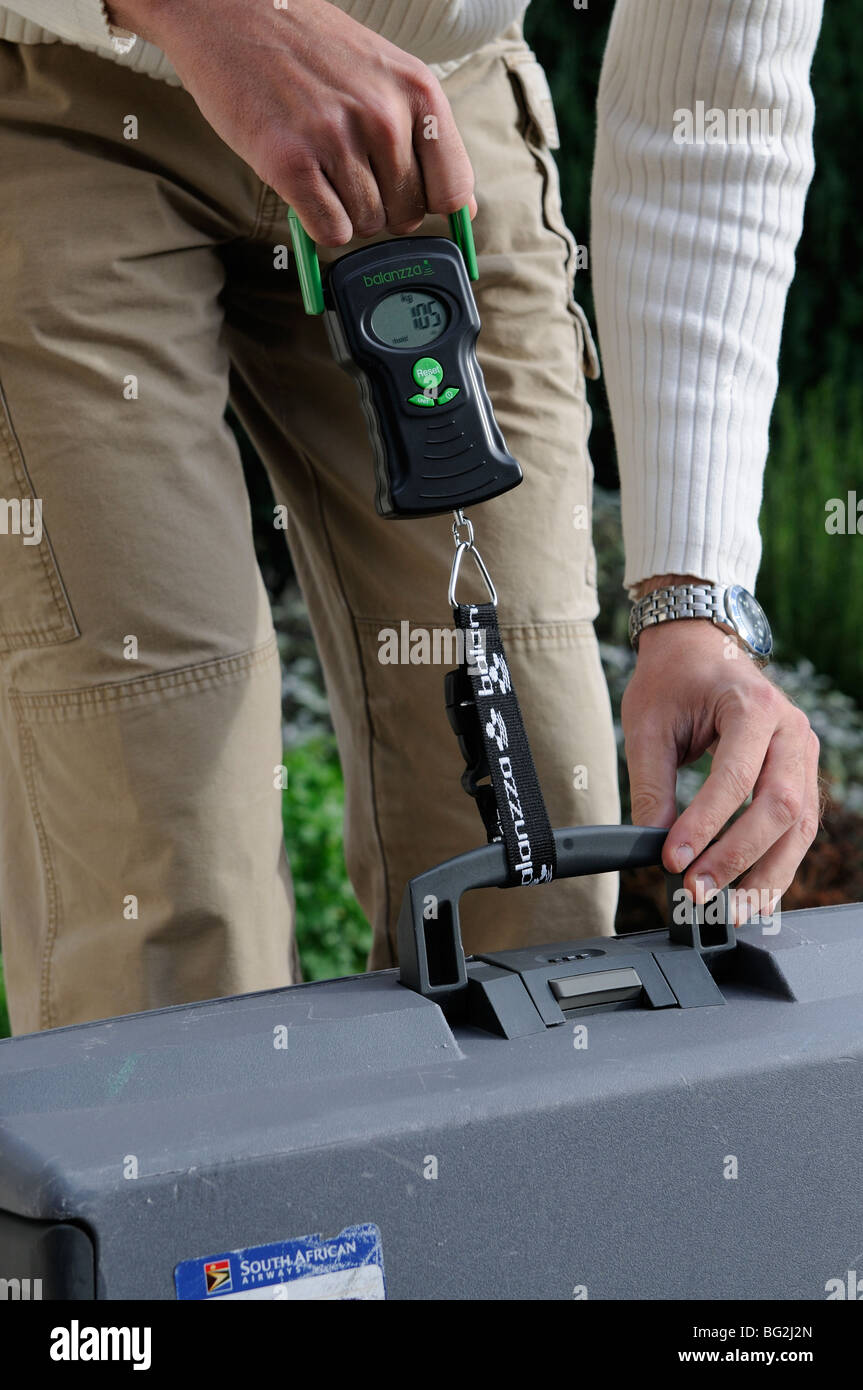 Luggage Scales Stock Photos & Luggage Scales Stock Images - Alamy
