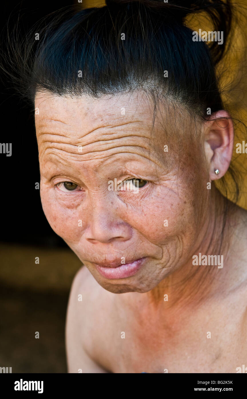 North and south chinese faces hi-res stock photography and images - Alamy