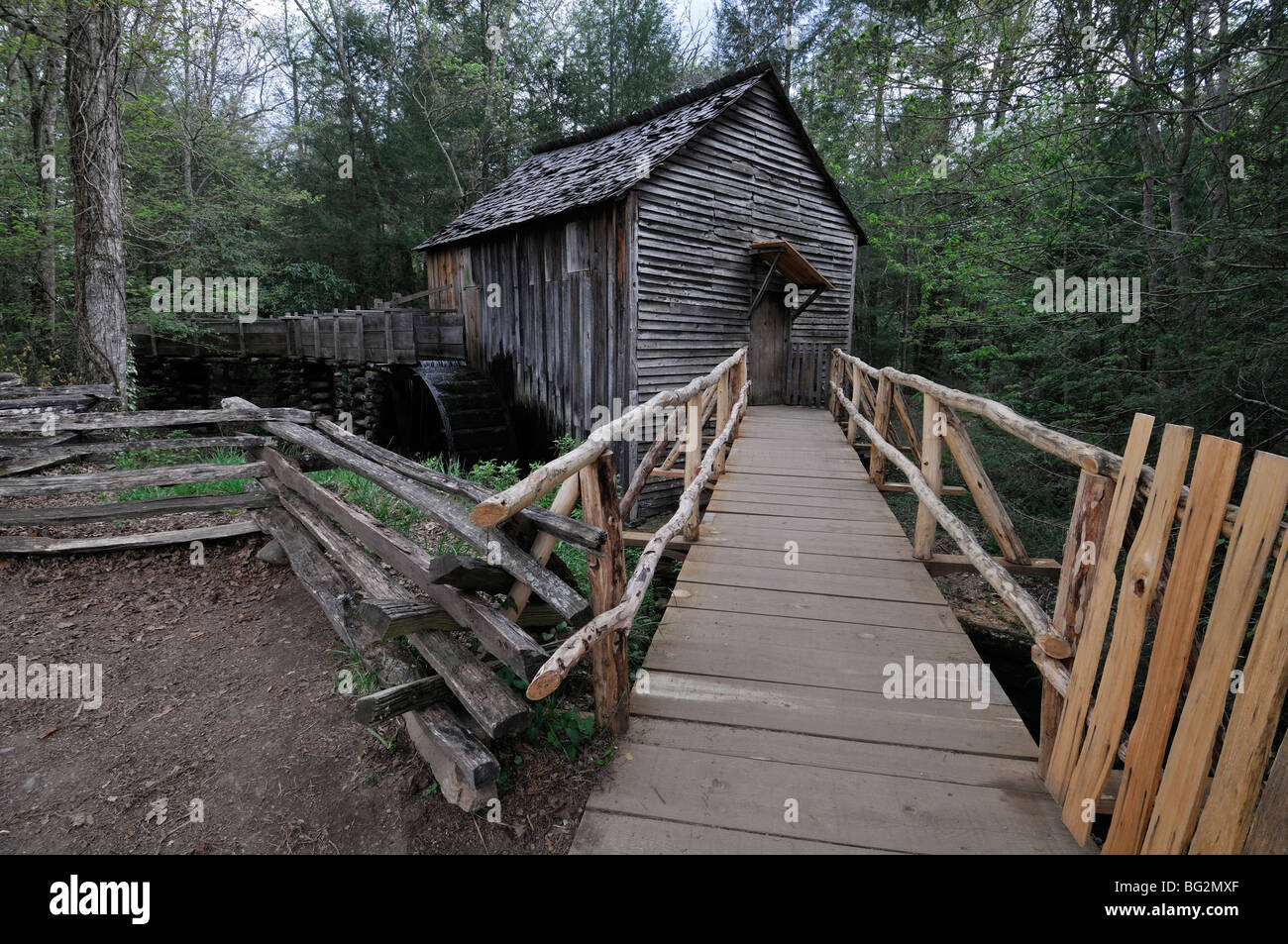 Cable Mill gristmill, Cades Cove, Great Smoky Mountains National Park ...