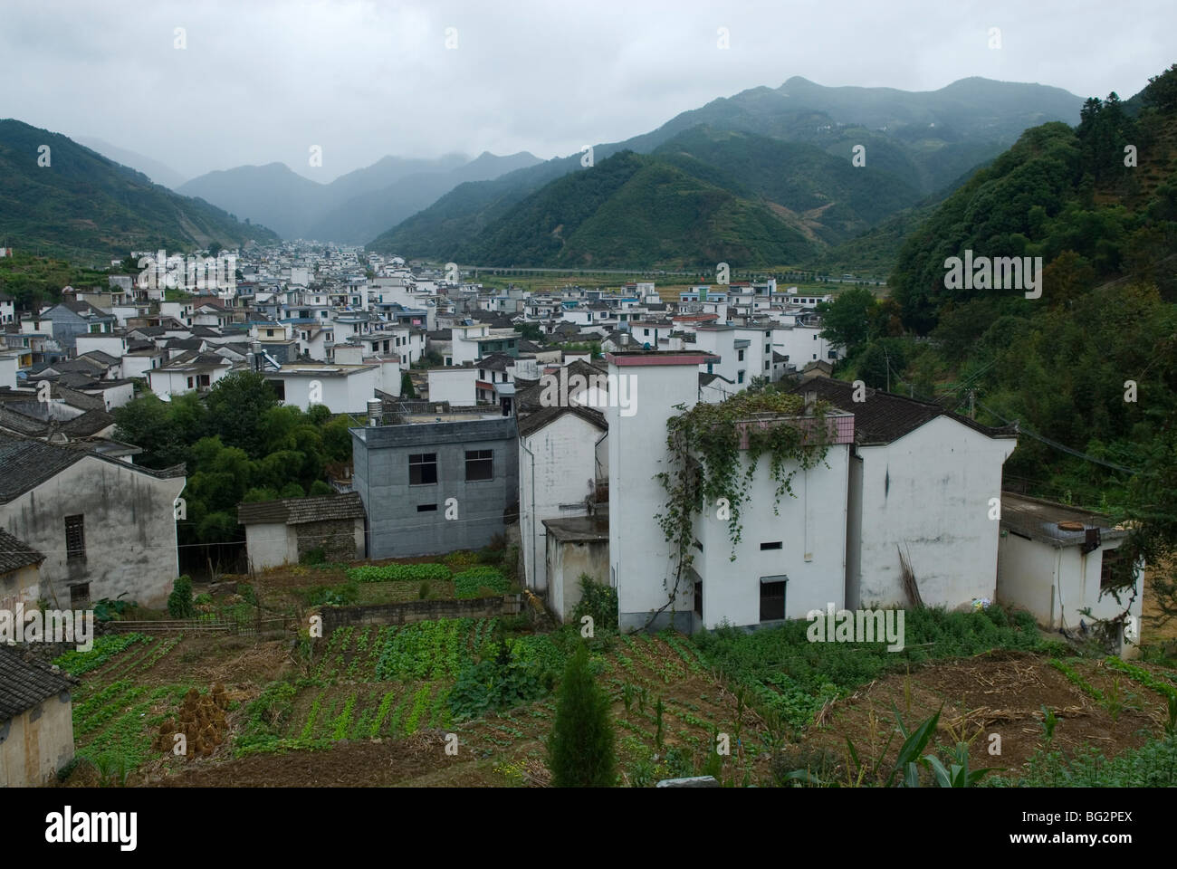 Overview of village in the Tian Mu Shan mountains. Zhejiang province ...