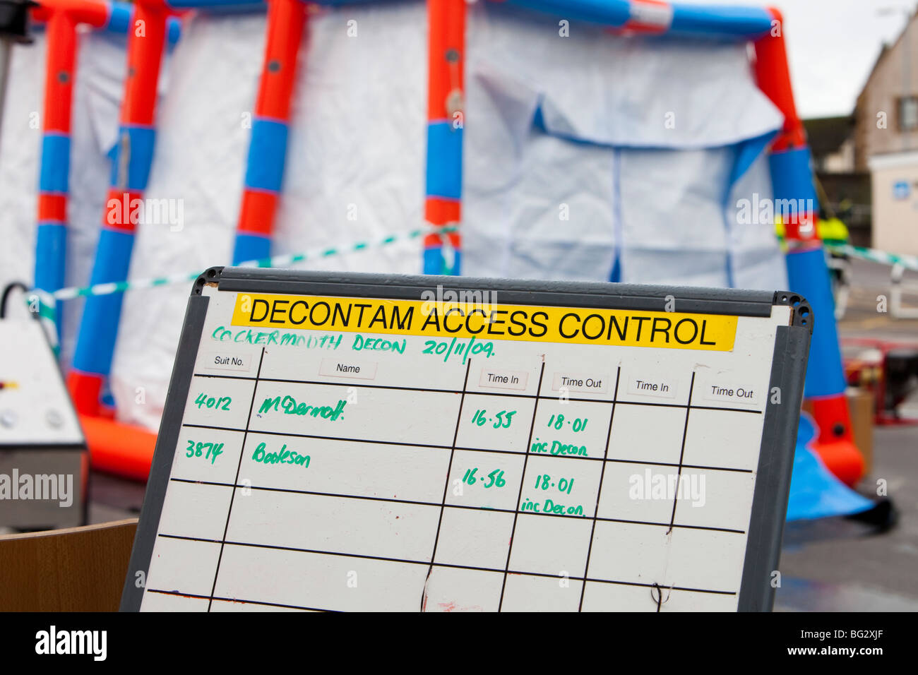 Decontamination tent hi-res stock photography and images - Alamy