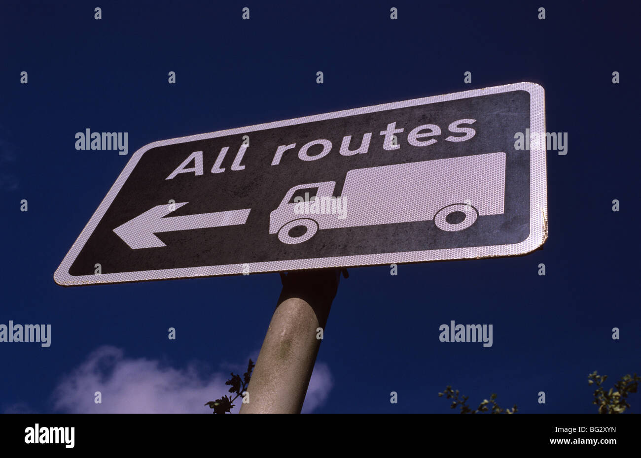 Sign point pointing left direction code hi-res stock photography and ...