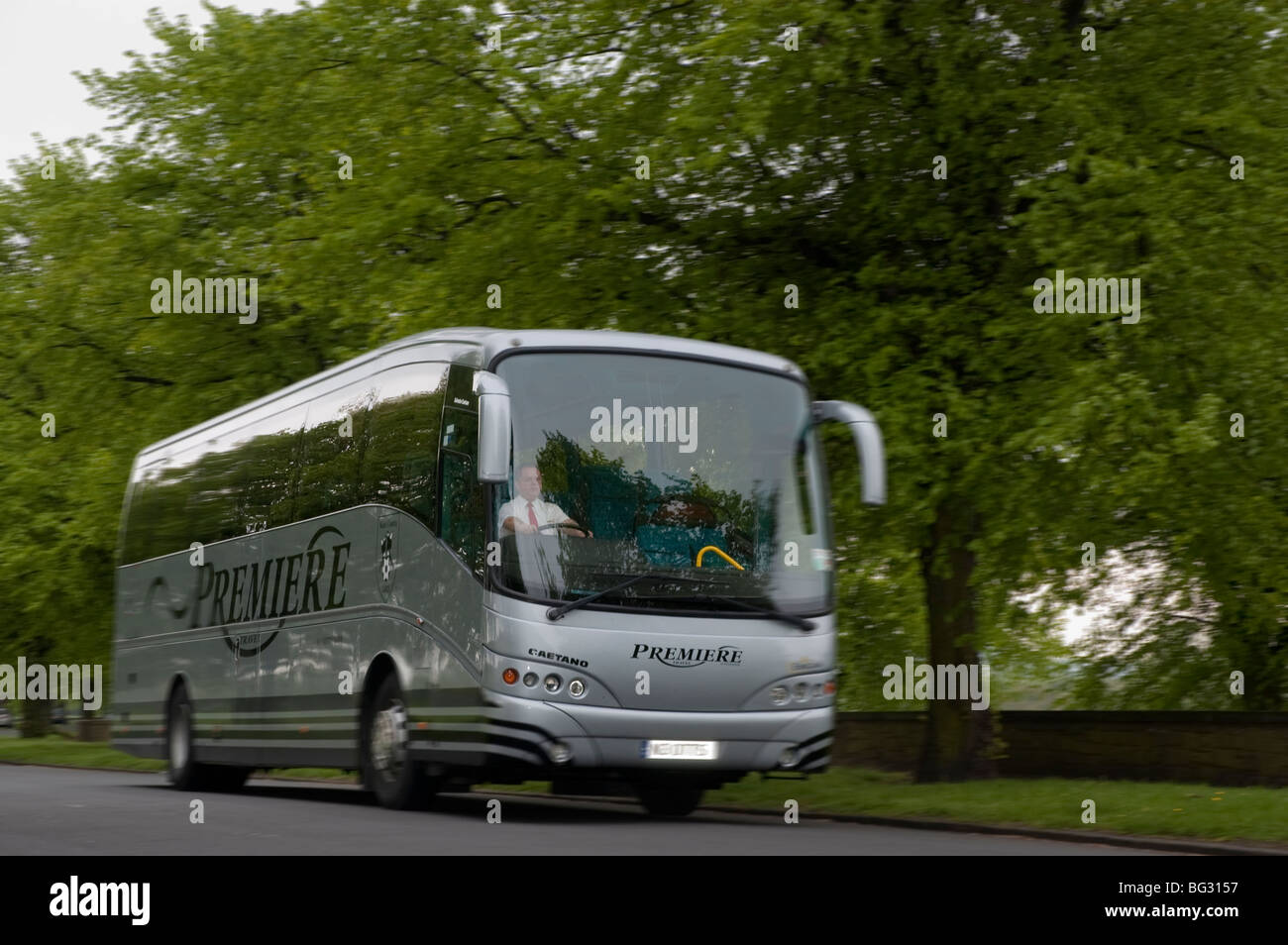 Passenger coach road hi-res stock photography and images - Alamy