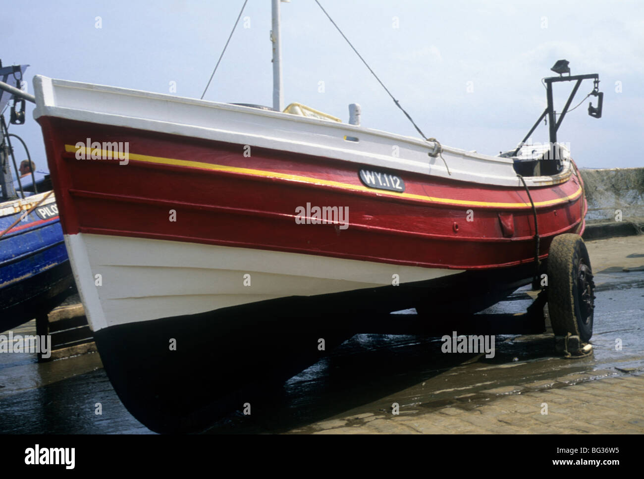 Filey cobble boat hi-res stock photography and images - Alamy