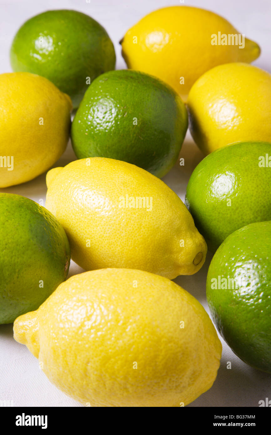 Lemons and limes hi-res stock photography and images - Alamy