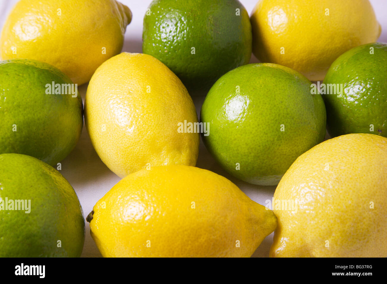 Lemons and limes hi-res stock photography and images - Alamy