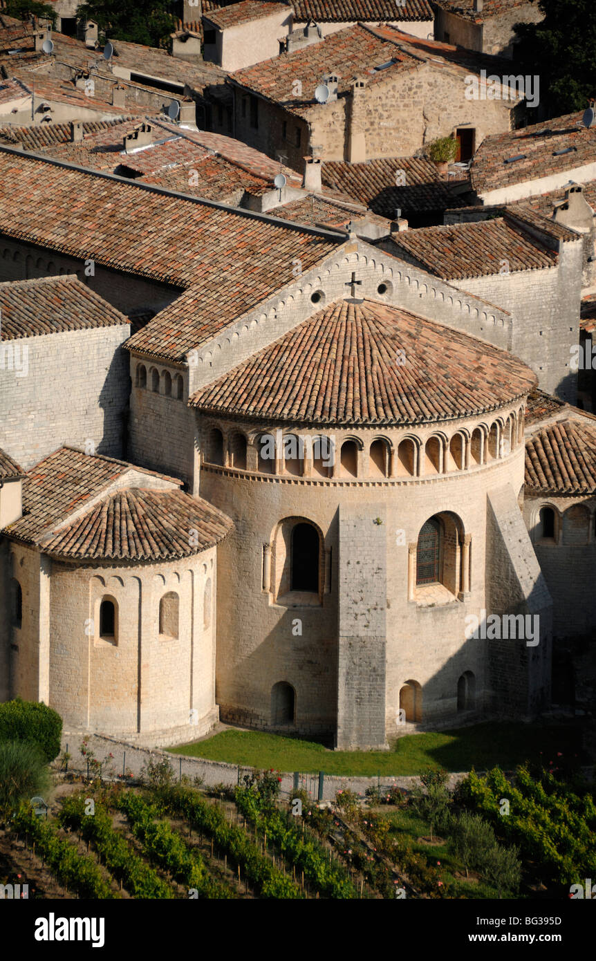 Church chevet hi-res stock photography and images - Alamy