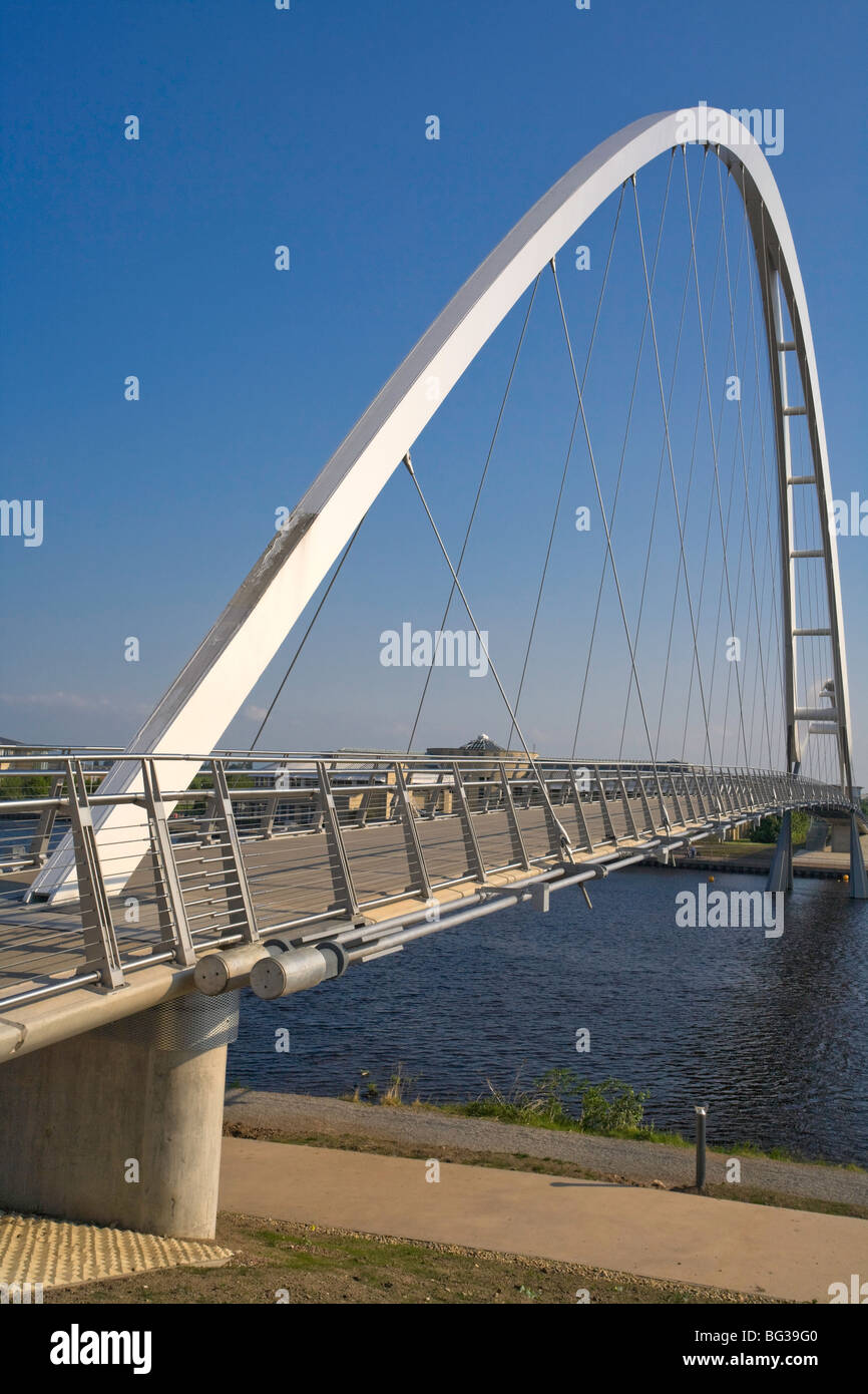 The Stockton Infinity Bridge over the River Tees Cleveland Stock Photo ...