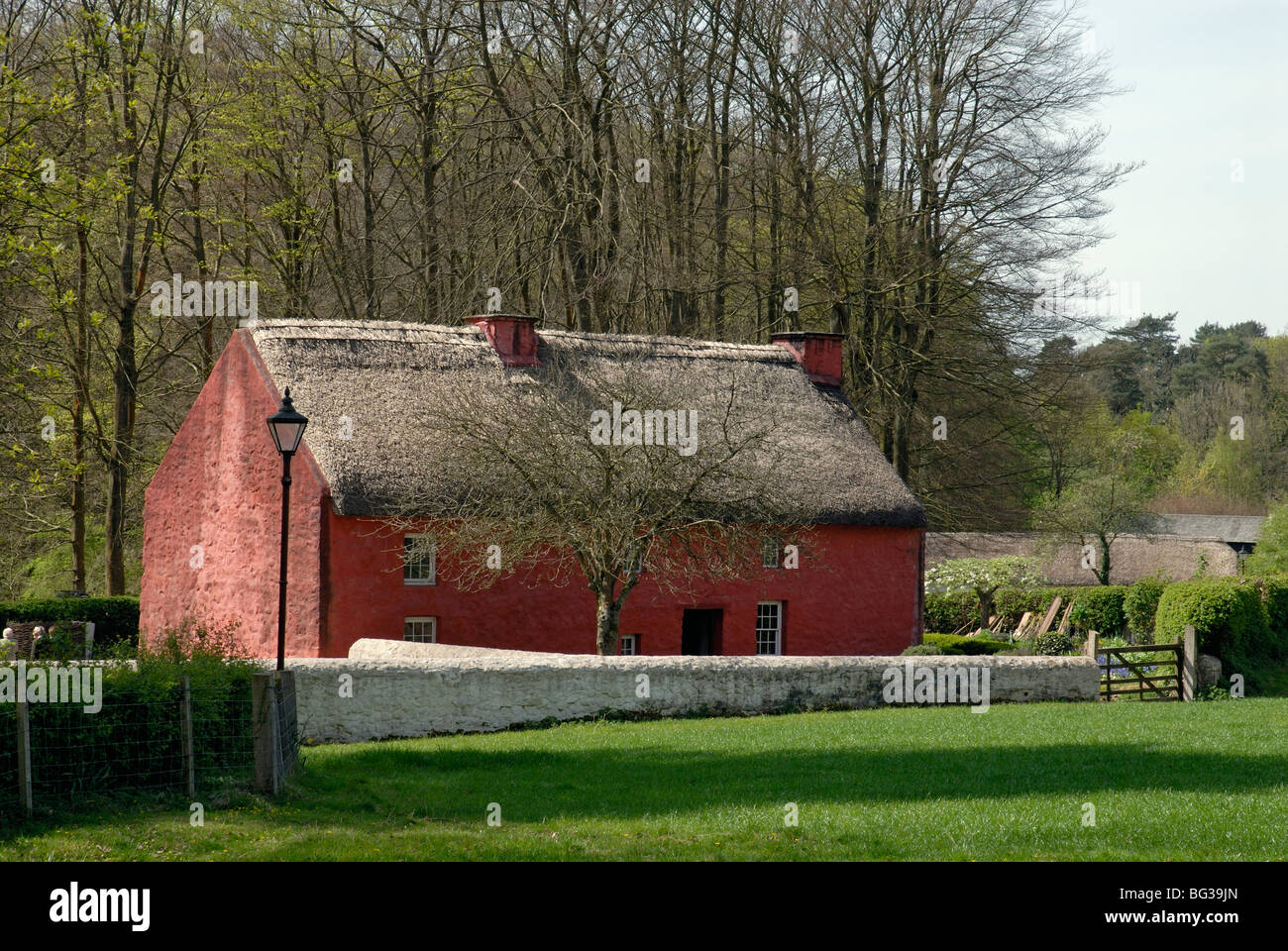 Old welsh farmhouse at Museum of Welsh Life, St. Fagans, Cardiff Stock ...