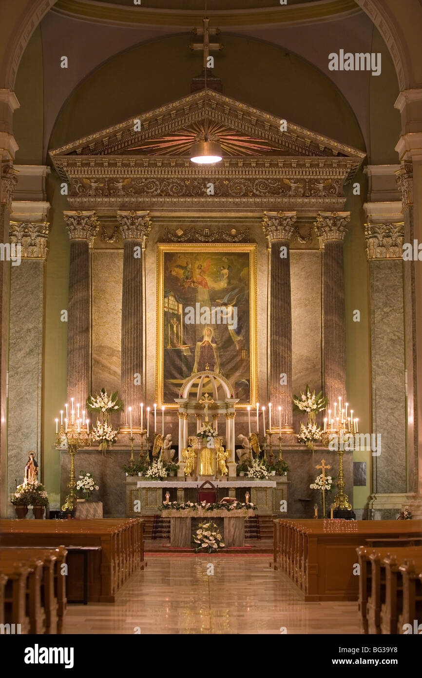 Interior of a catholic church Stock Photo - Alamy
