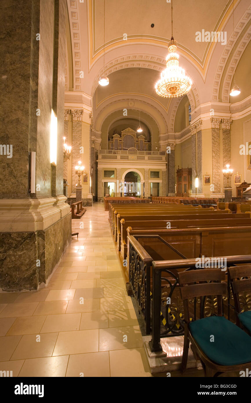Interior of a catholic church Stock Photo - Alamy
