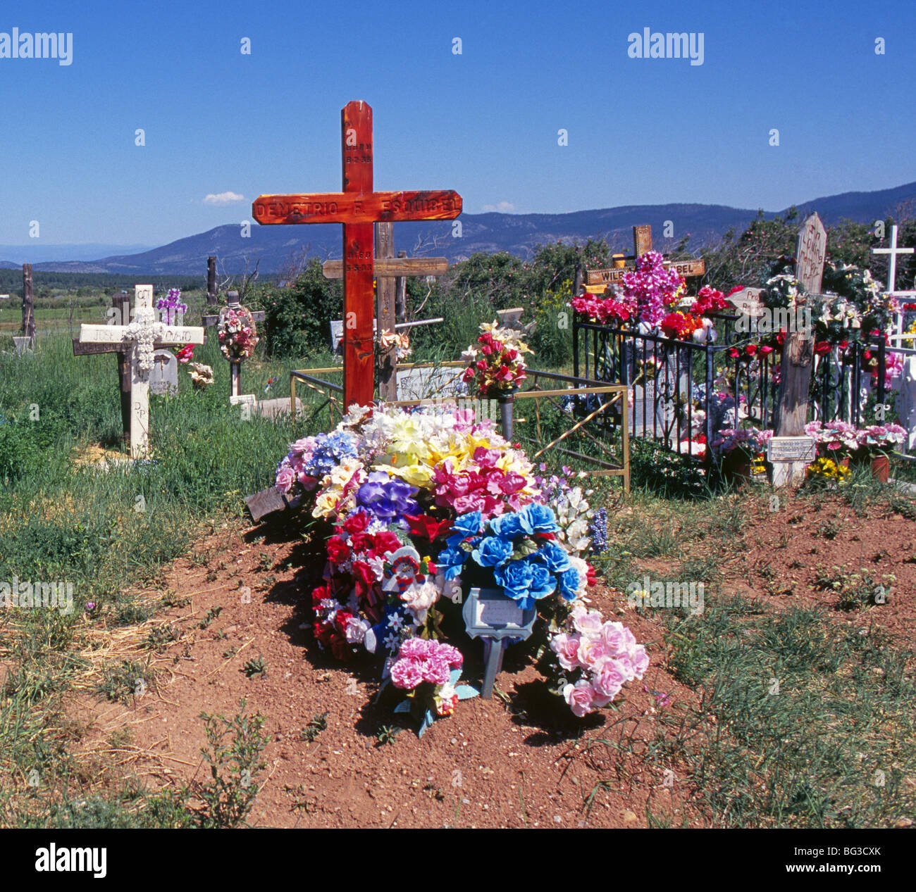 Mexican village cemetery hi-res stock photography and images - Alamy