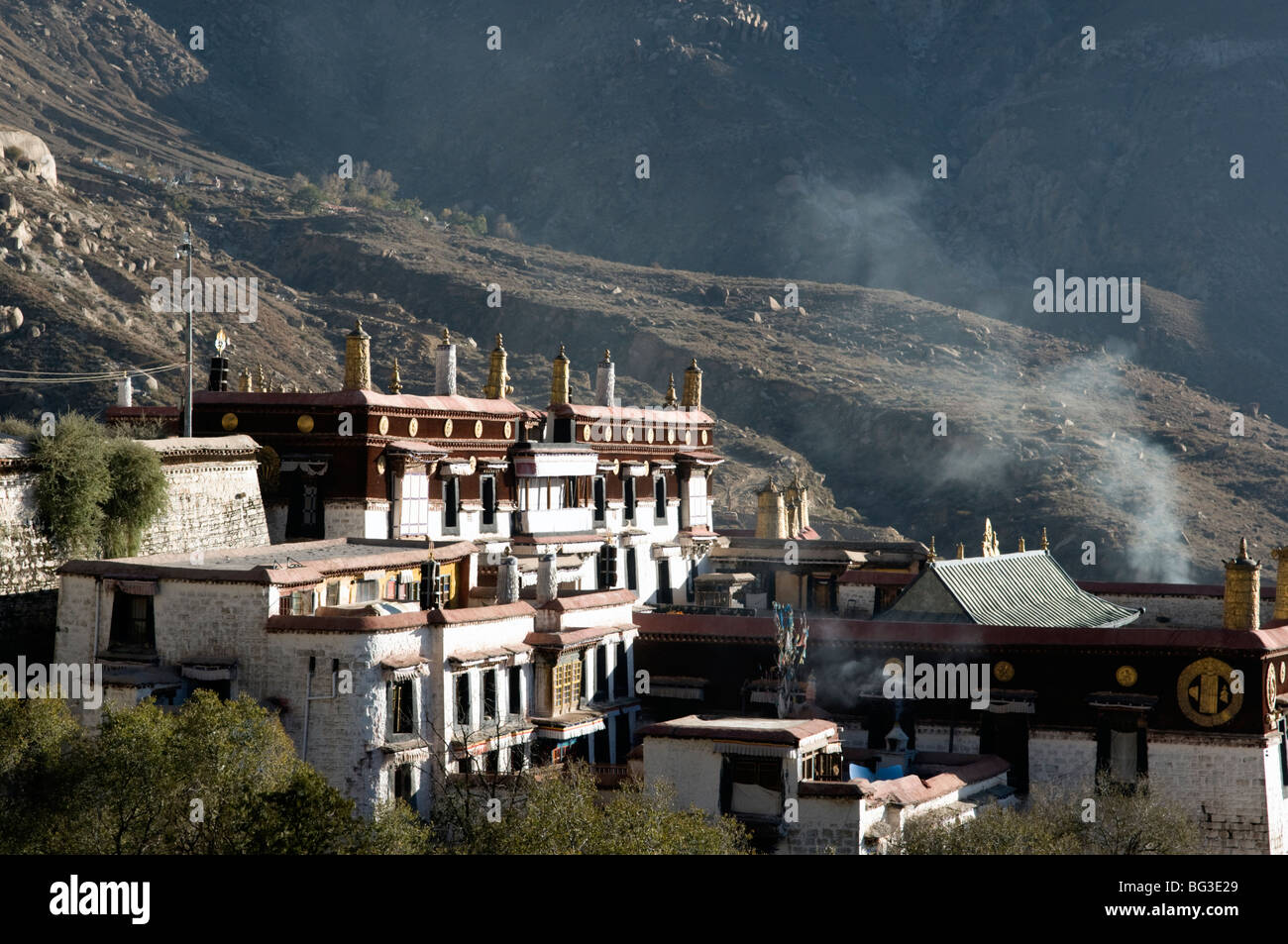 Drepung the largest Tibetan monastery overlooks Lhasa from a ...