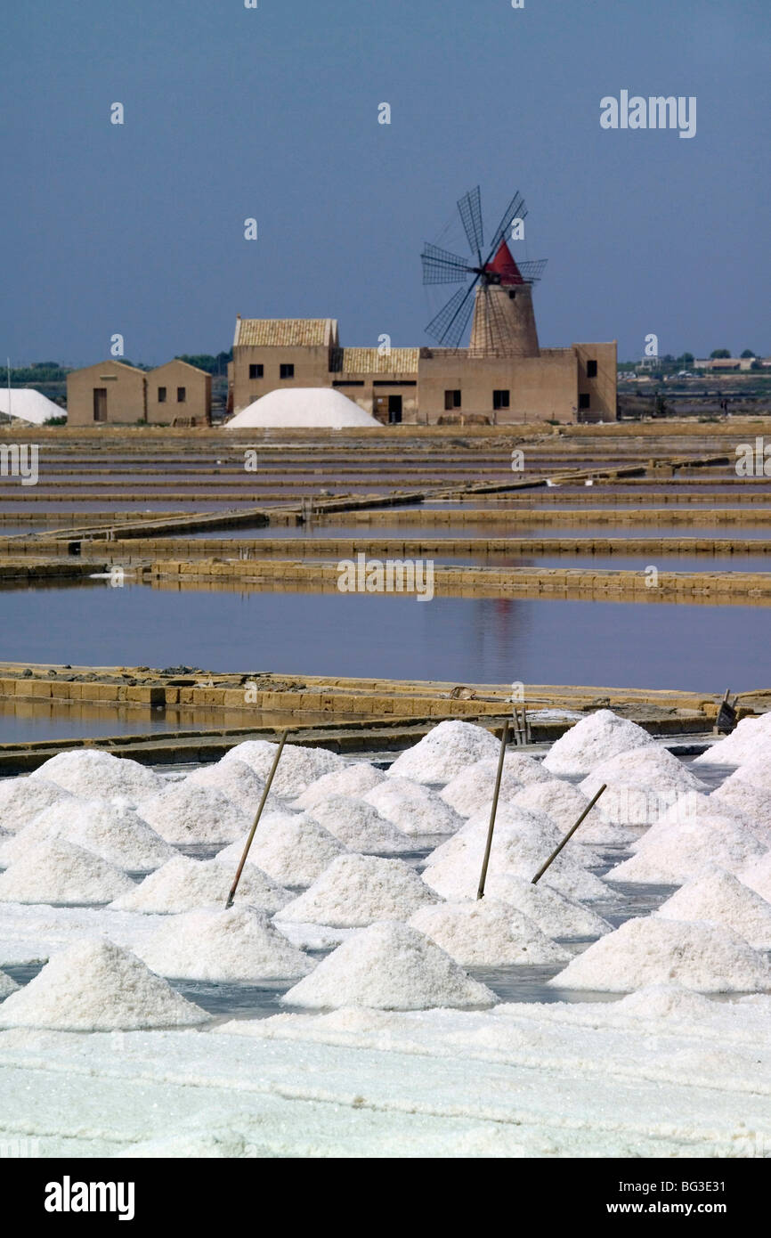 Salt pans, Saline, Sicily, Italy, Europe Stock Photo - Alamy