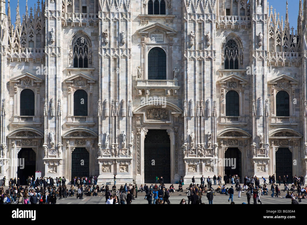 Duomo milan cathedral historical hi-res stock photography and images ...
