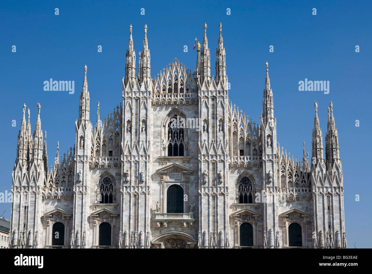 Il duomo milan italy cathedral hi-res stock photography and images - Alamy