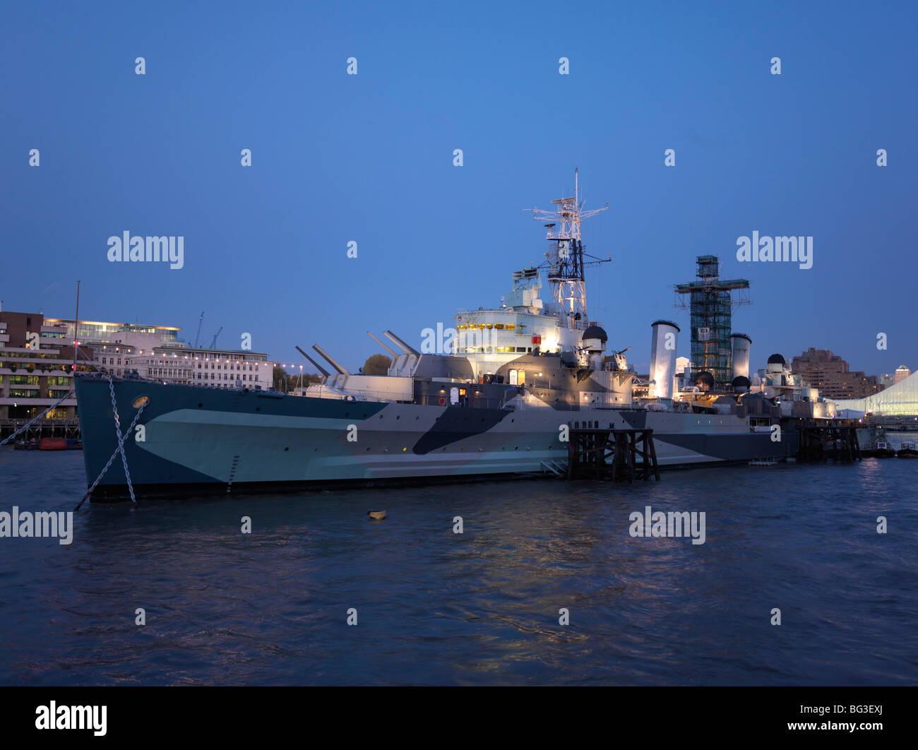 Battle cruiser belfast hi-res stock photography and images - Alamy