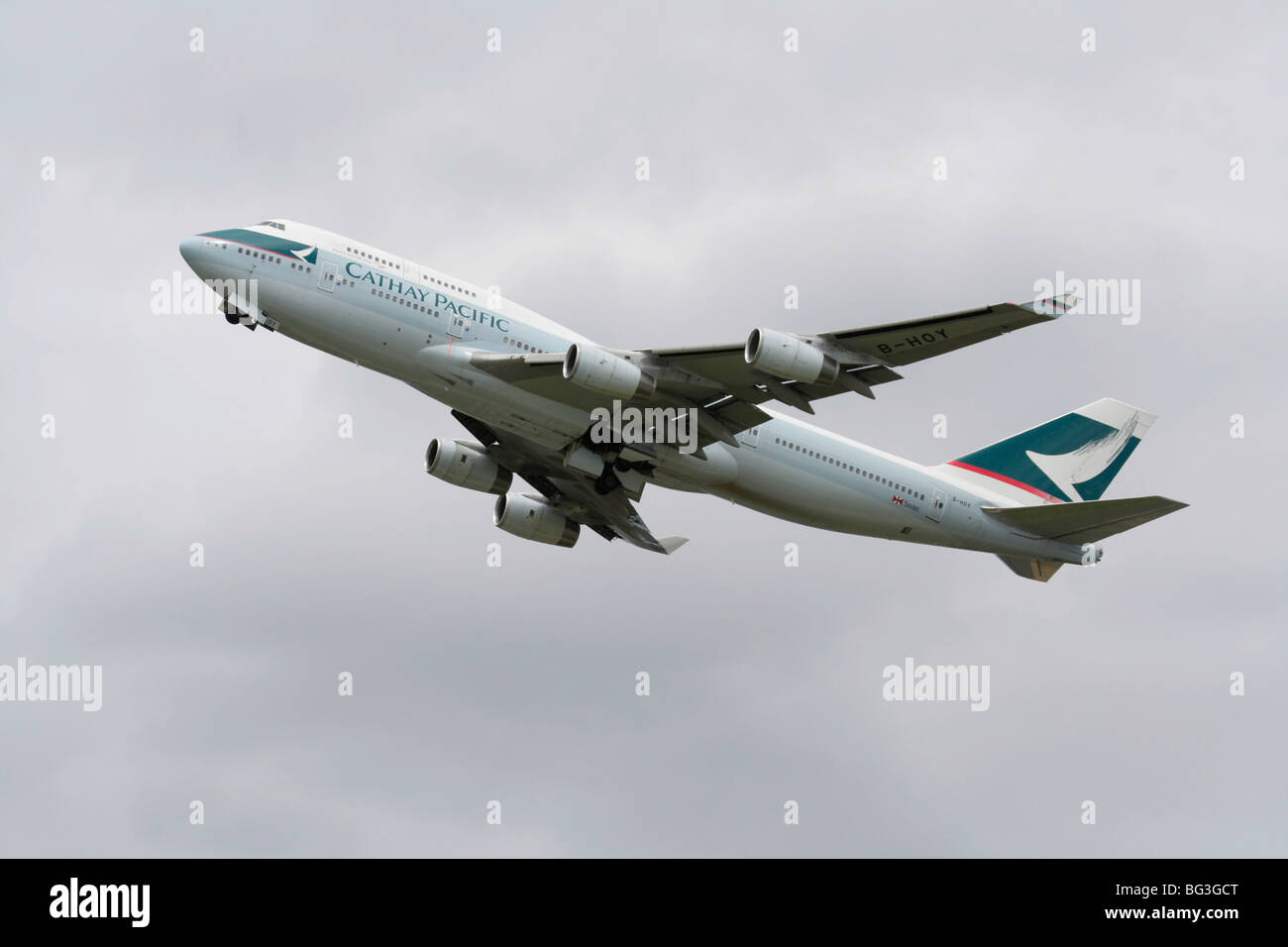 Cathay Pacific Airways Boeing 747-400 jumbo jet long haul airliner in ...