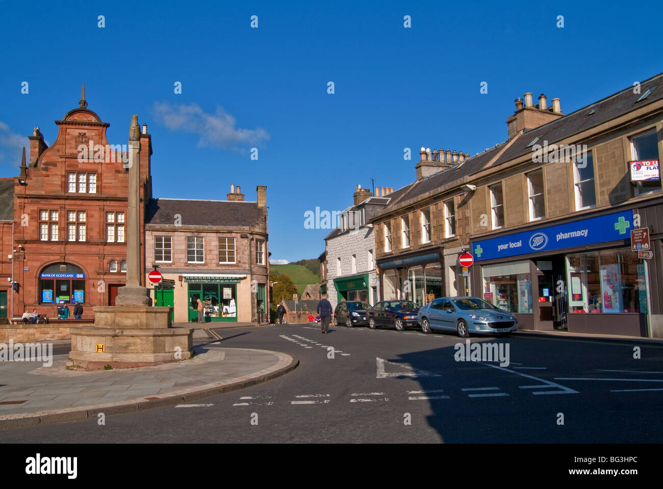 Melrose town centre borders scotland hi-res stock photography and ...