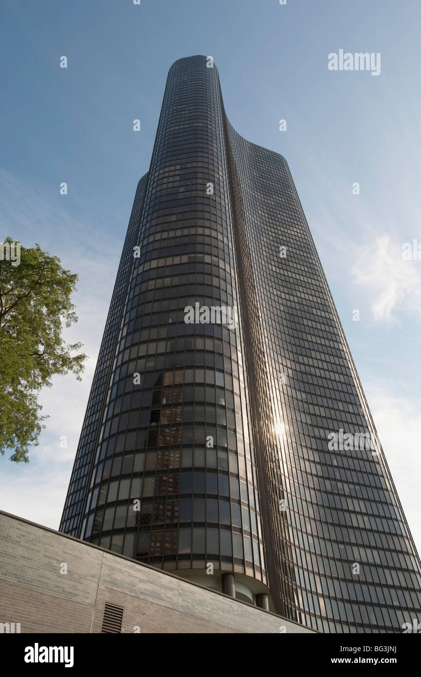 Curved skyscraper, Chicago, Illinois, USA Stock Photo - Alamy