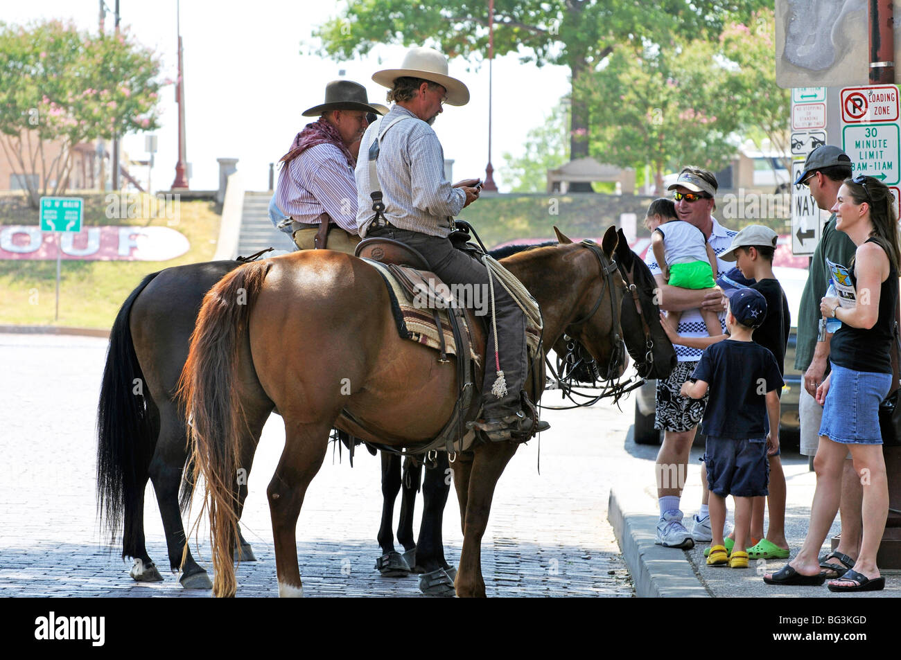 Fort worth texas cowboy hi-res stock photography and images - Alamy