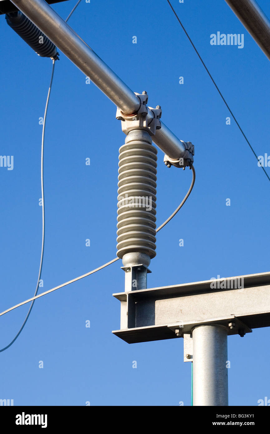 Details in high energy electrical transmission wires Stock Photo - Alamy