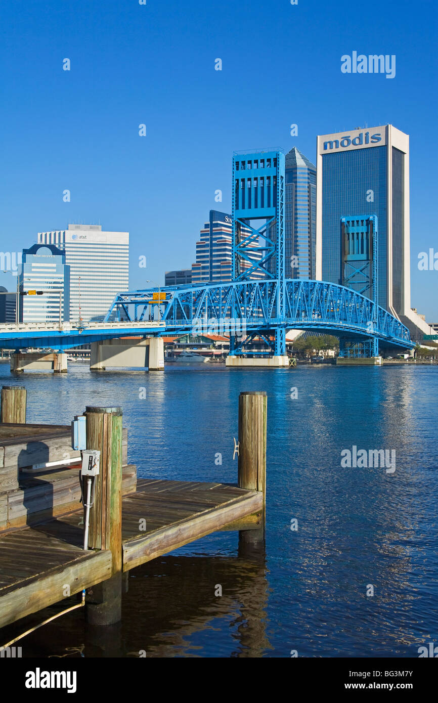 Main Street Bridge and skyline, Jacksonville, Florida, United States of ...