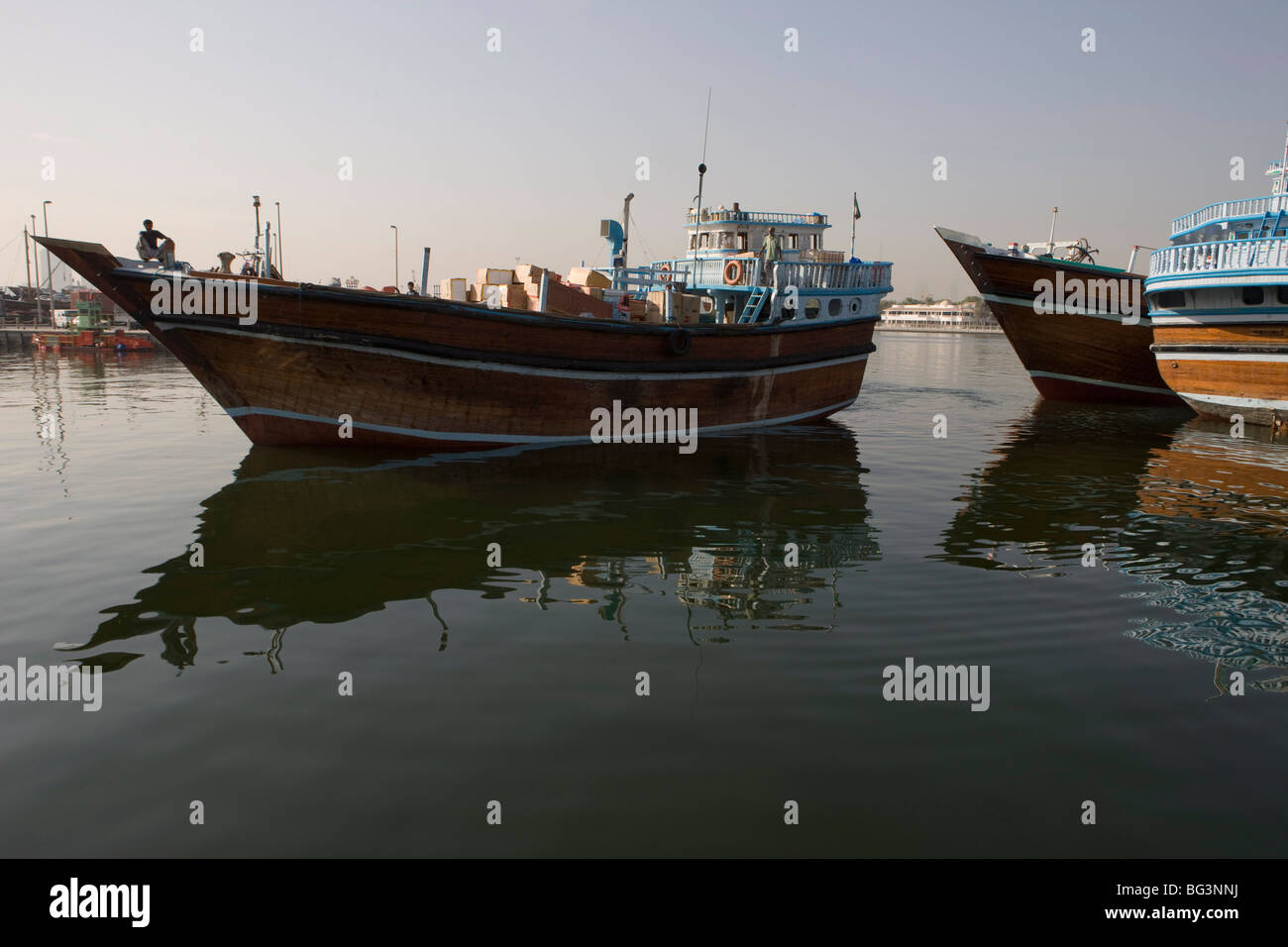 Traditional dhow at the Dhow Wharfage, Dubai Creek, Dubai, United Arab ...