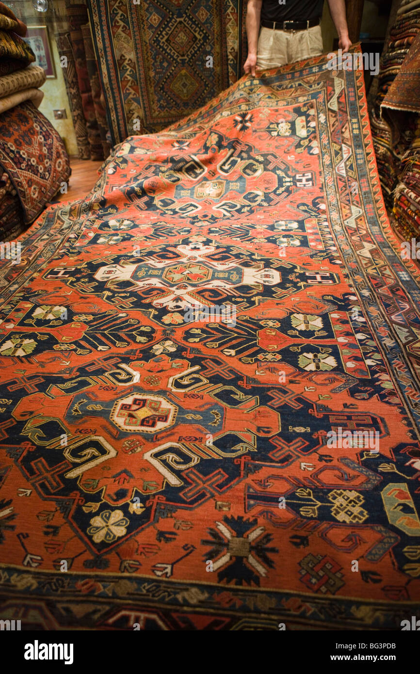 Rug seller bazaar hi-res stock photography and images - Alamy