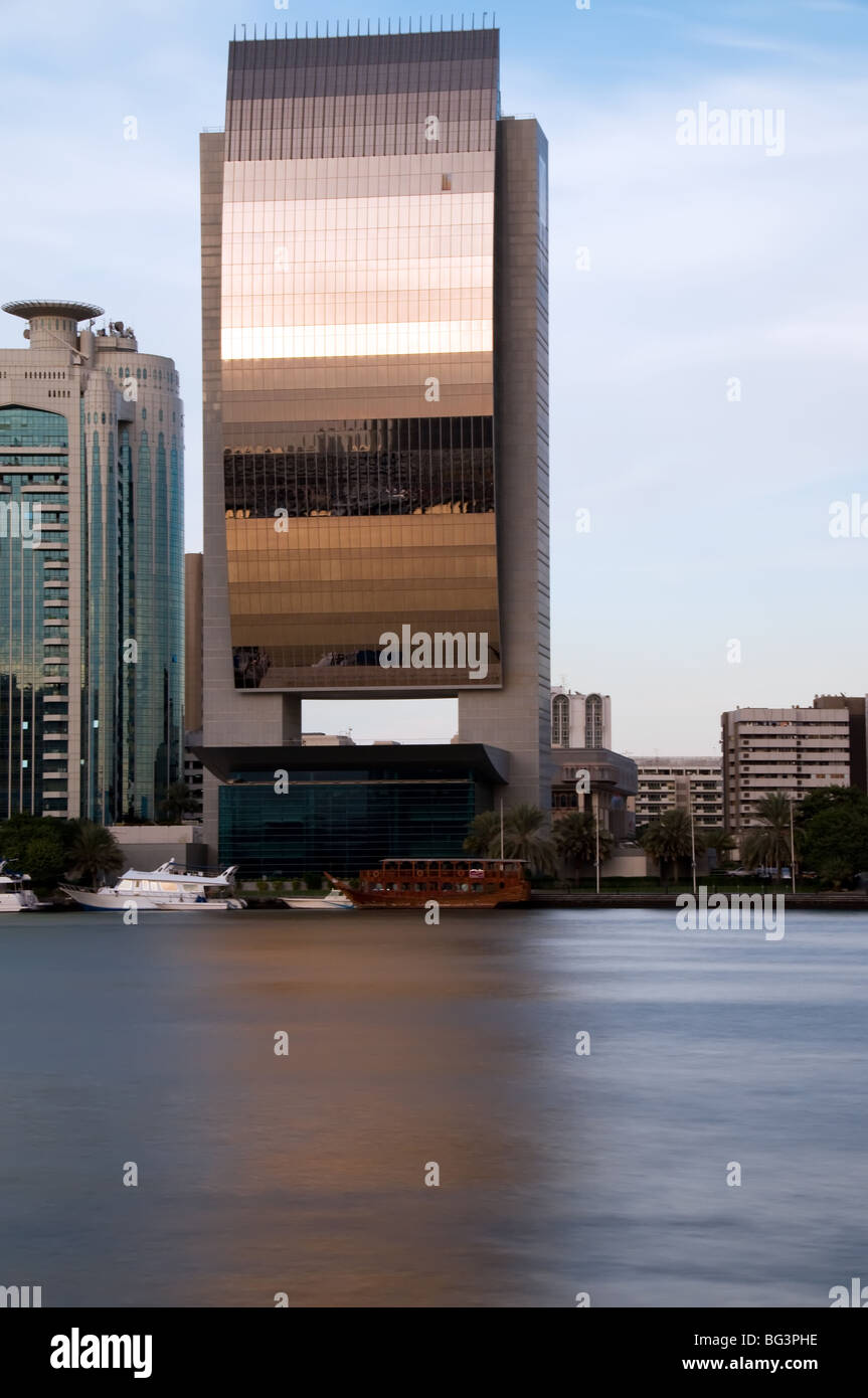 Bank building dubai bank hi-res stock photography and images - Alamy