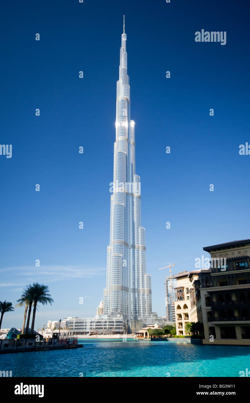Tallest skyscraper hi-res stock photography and images - Alamy