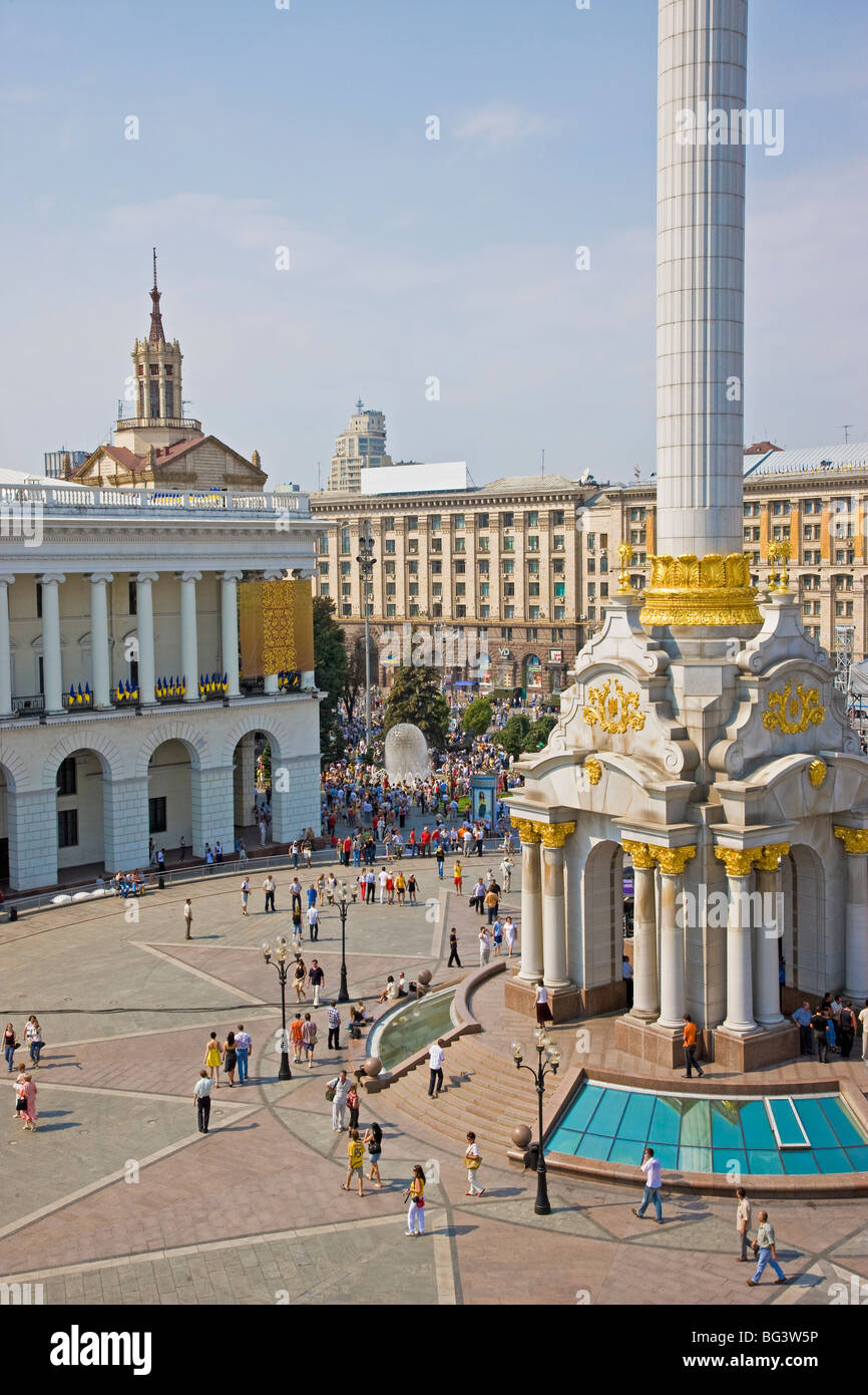 Independence Day, Maidan Nezalezhnosti (Independence Square), Kiev ...