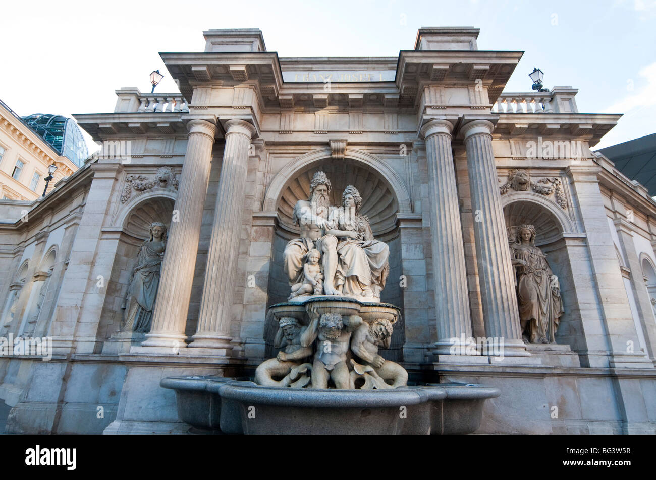 Brunnen an der Albertina, Wien, Österreich | fountain, Albertina ...