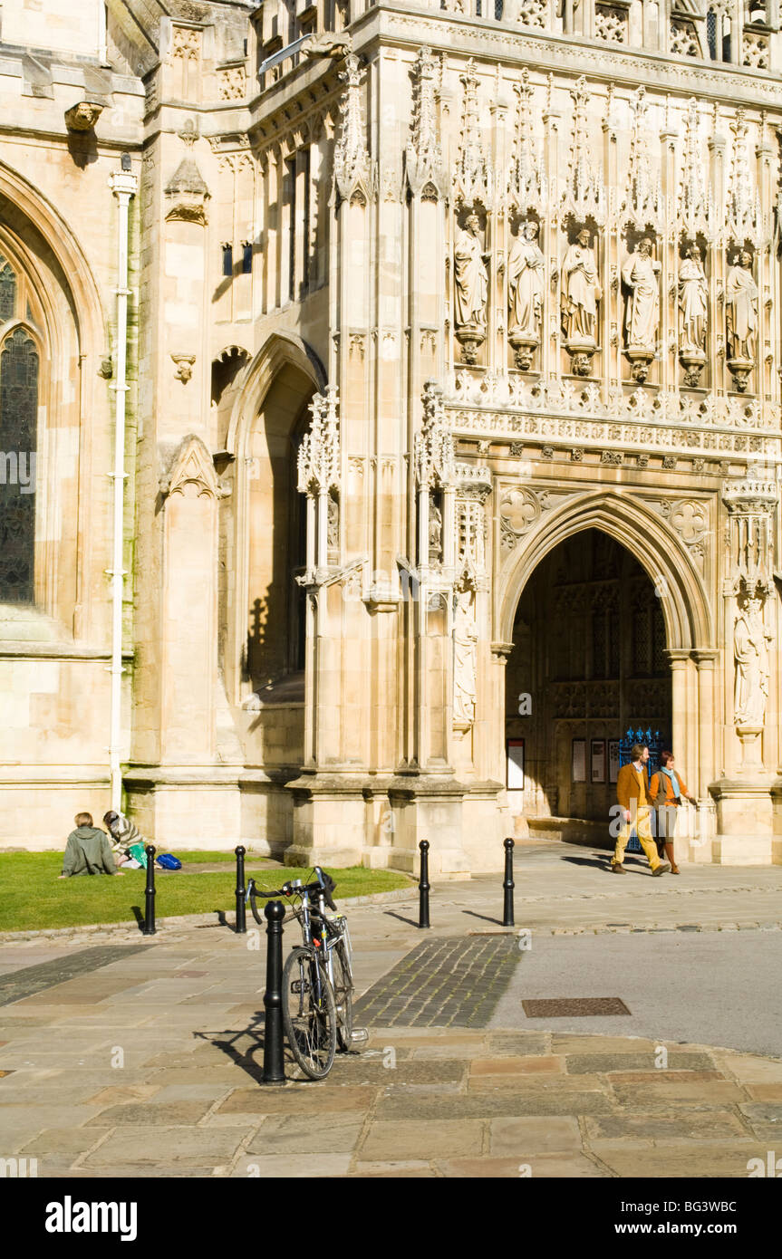 Entrance to Gloucester cathedral Stock Photo - Alamy