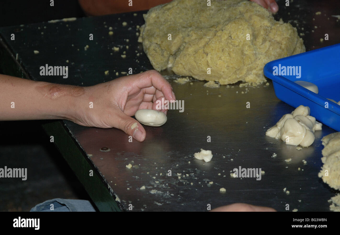 Indonesian food processing Stock Photo - Alamy