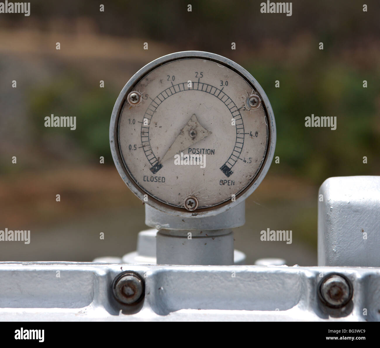 Water level gauge dam hi-res stock photography and images - Alamy