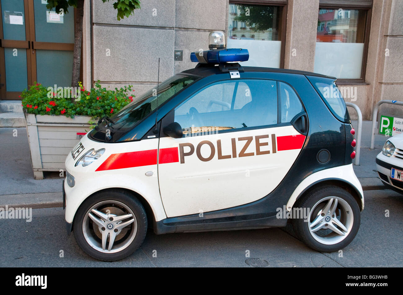 Smart police car hi-res stock photography and images - Alamy