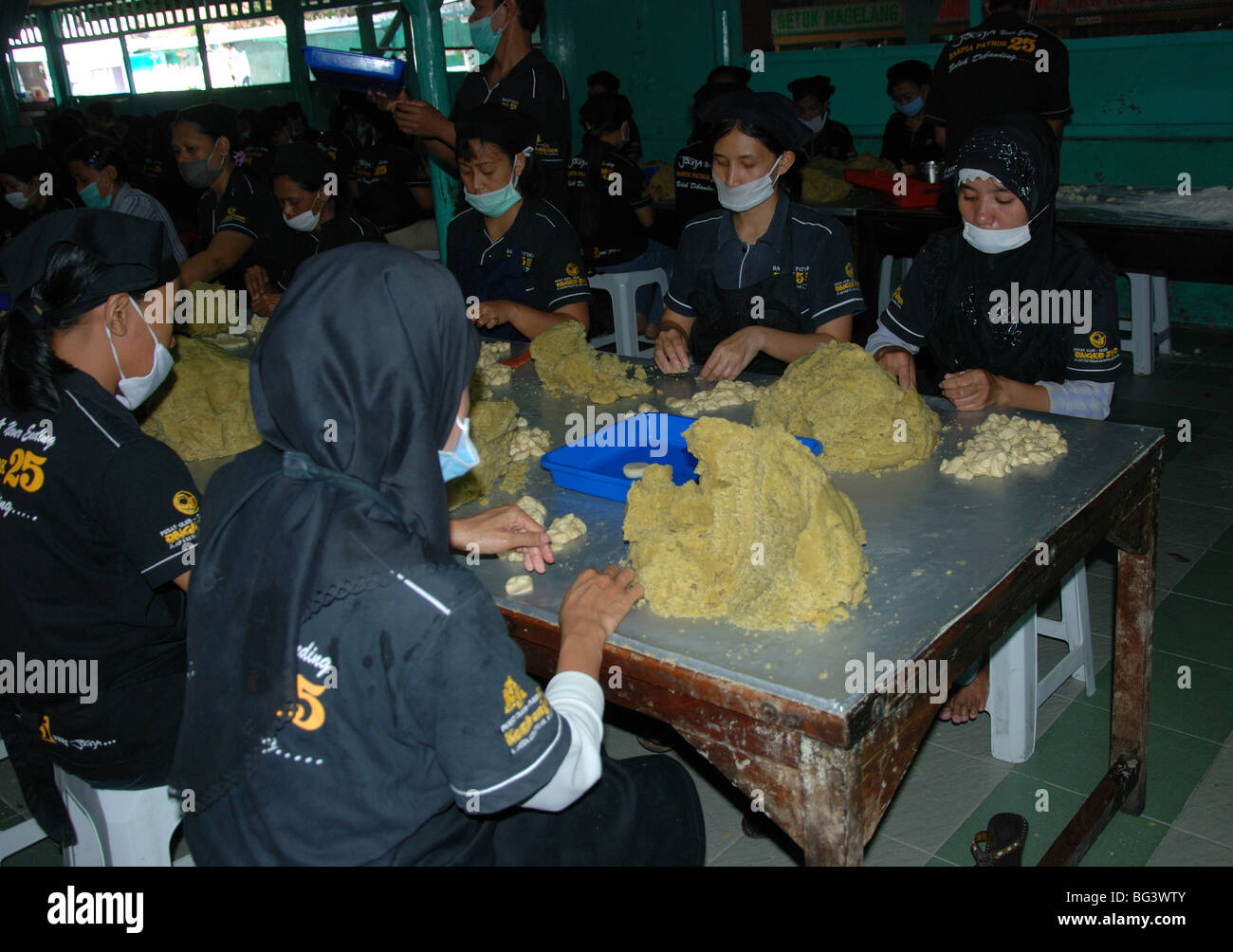 Indonesian Food processing Stock Photo - Alamy